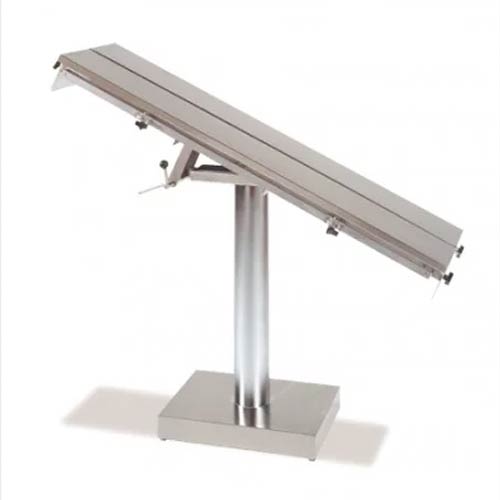 Operating Table – Classic V-Top – Nikki Veterinary